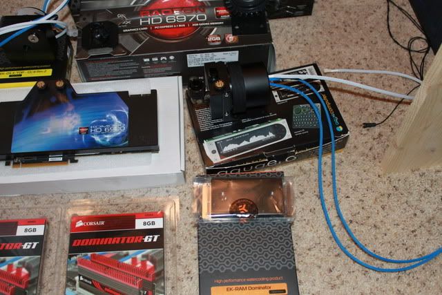 White Knight - 2500k, full water, corsair, 6970's, aquacomputer, etc. etc. etc. | Overclock.net